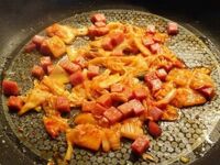 Riz frit au kimchi coréen avec du Spam - Yun's